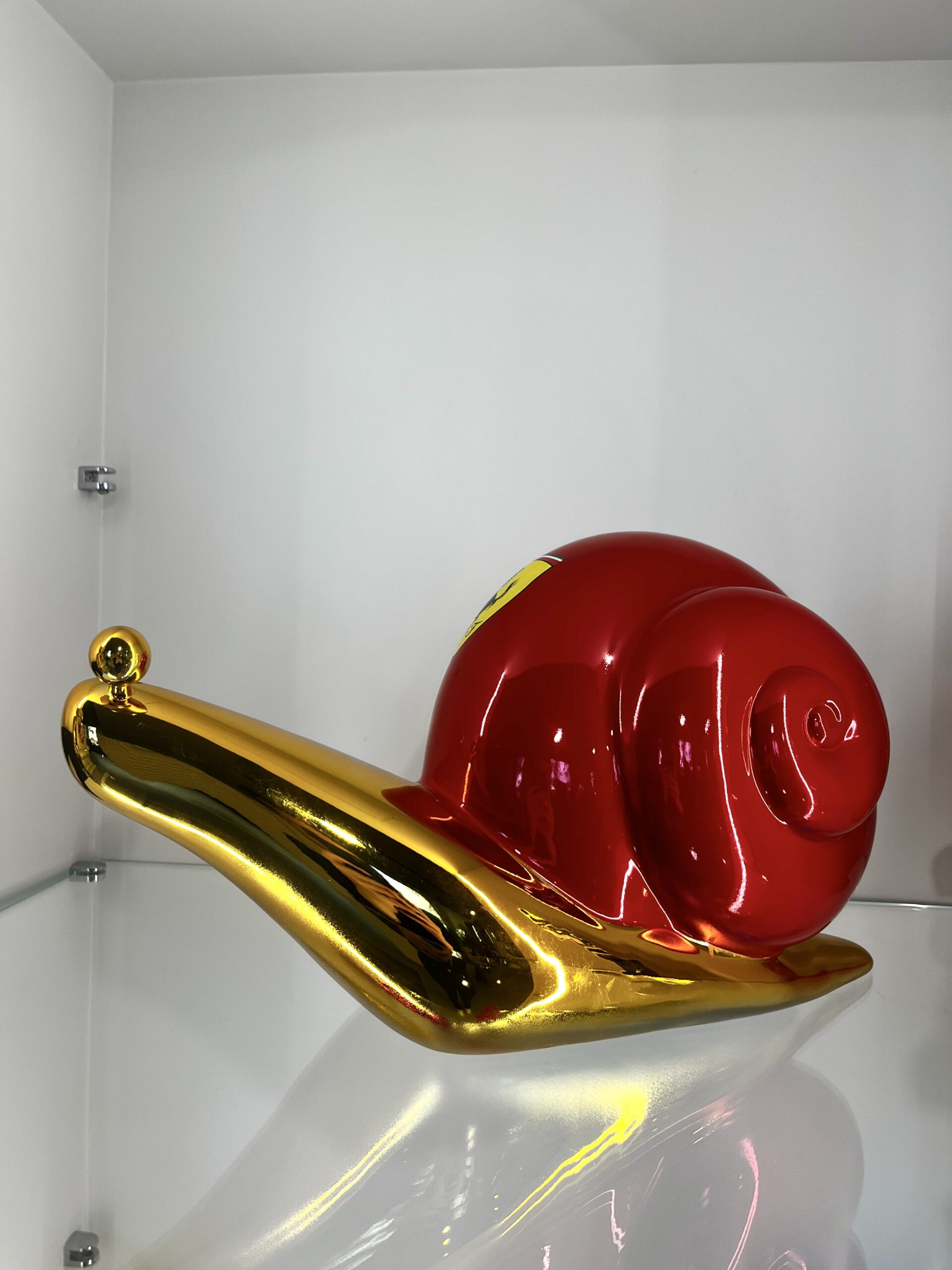CASATI Arte Contemporanea Artista Segreto Racing Snail ...